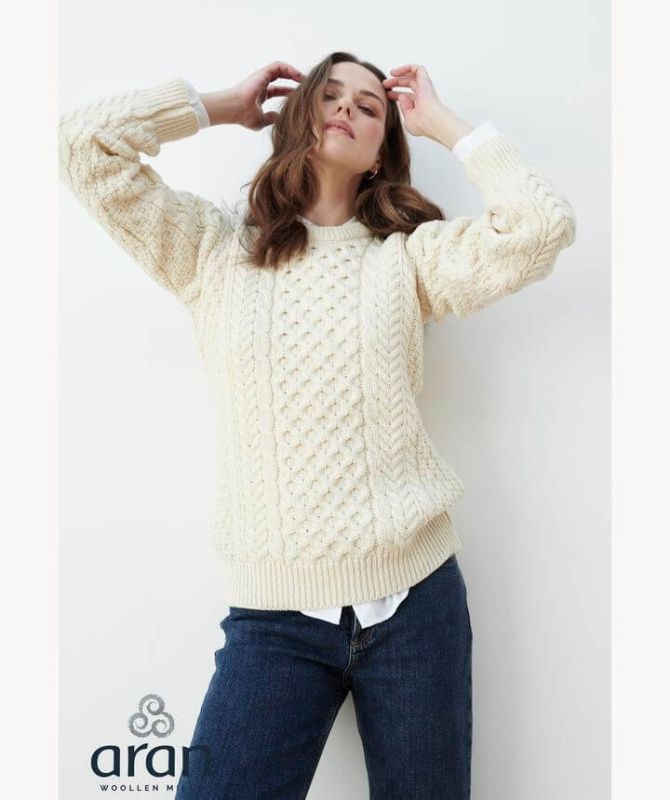 Angesagte, irische Wollpullover, Strickjacken und Accessoires für Damen